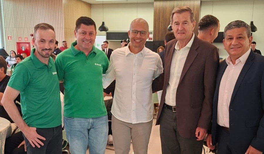 Sicredi confirma patrocínio ao Operário para 2026 durante lançamento de ...
